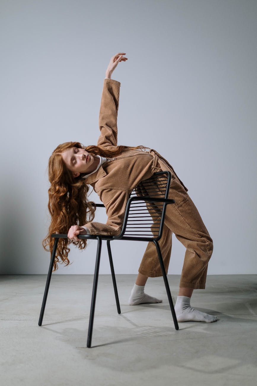 15 Secrets to Unleashing Creativity in Improv Dance - The Charming Dancer